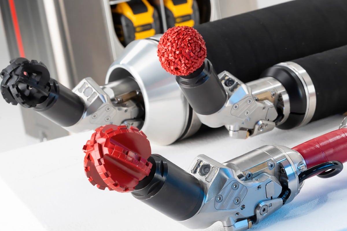 Hächler Climbolino® E Milling Robot tunnels through 400mm of Structural ...